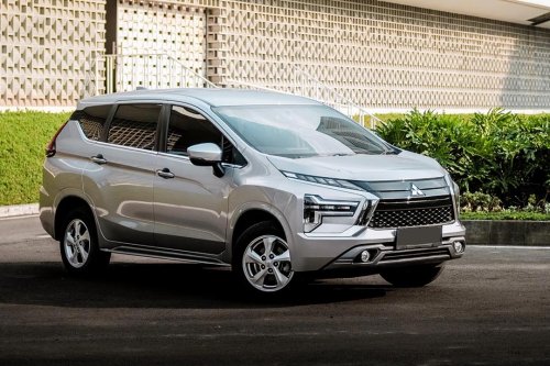 Mitsubishi Xpander Sport: Tipe Tengah Yang Tetap Komplit - Kendara