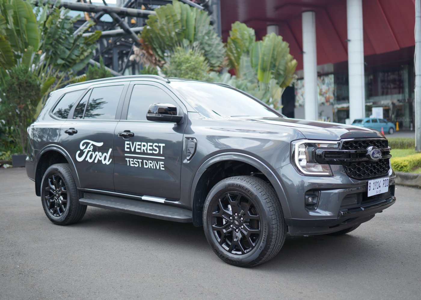 Next-Gen Ford Everest Sport Siap Temani Pengendara di Bandung
