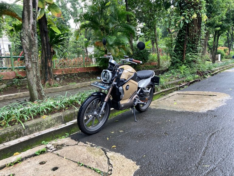 Smoto: Inovasi Baru Motor Listrik Bergaya Cafe Racer! - Kendara